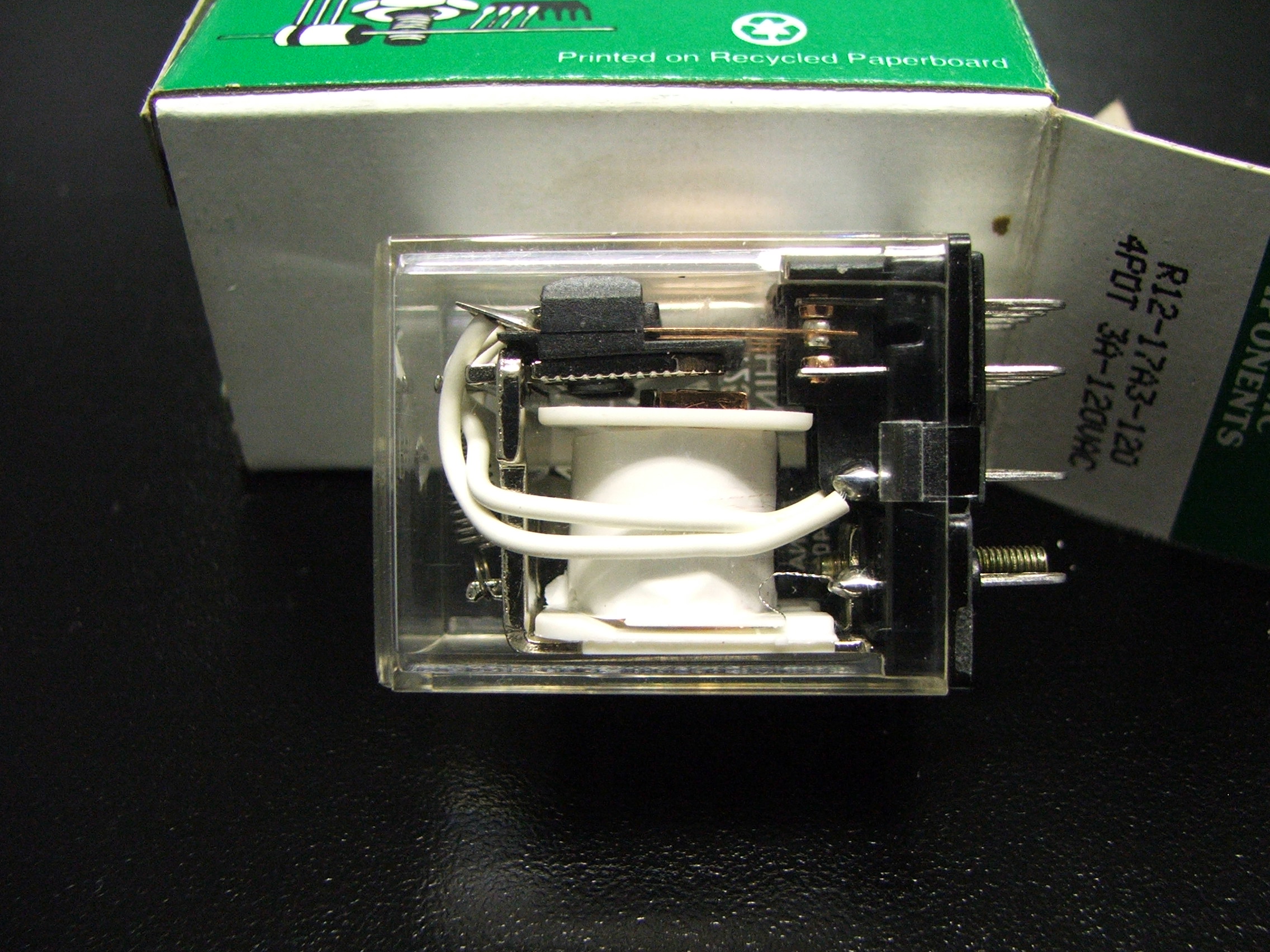Interaction between two coils - Rincón educativo