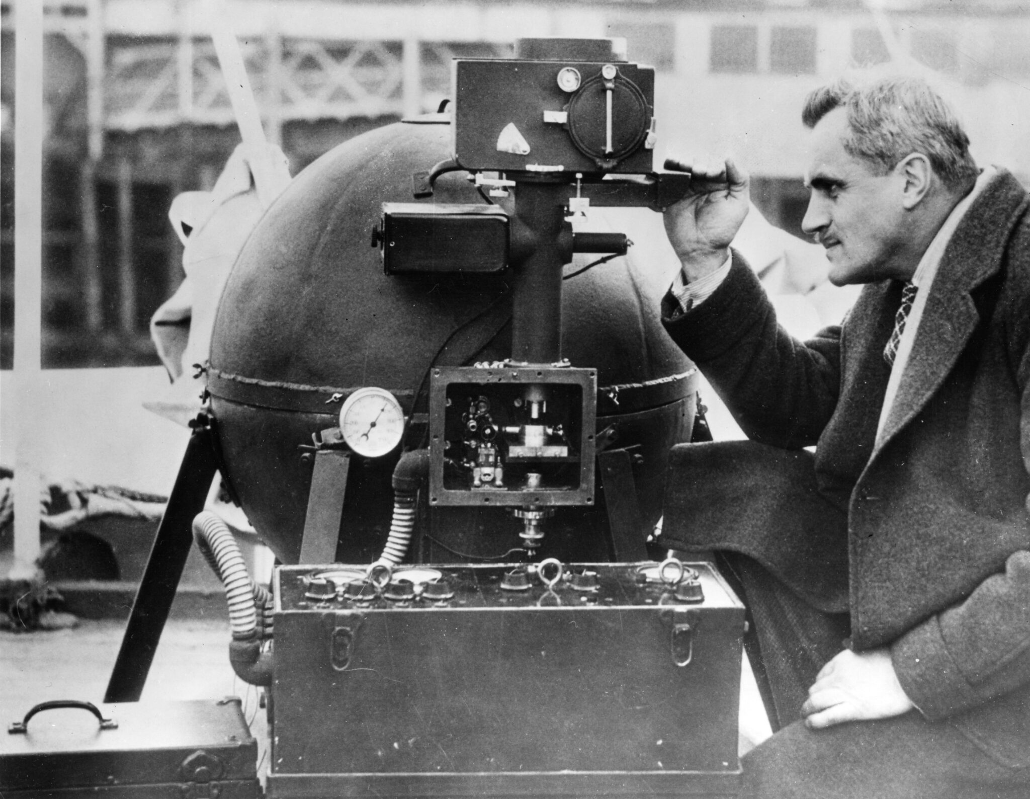 Arthur Compton, discoverer of the effect confirming that light has both ...